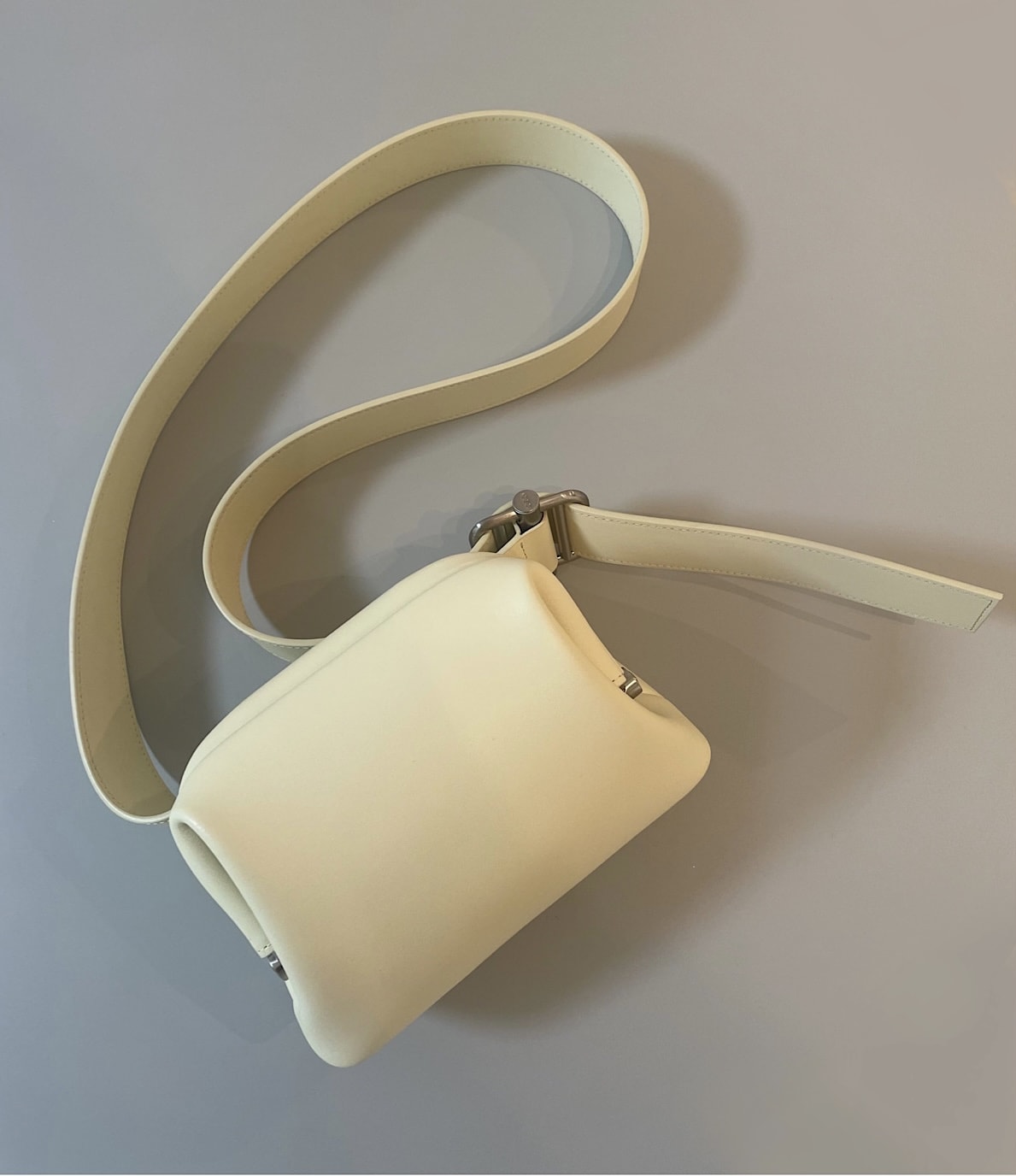 【韓国ブランドの注目バッグ】「OSOI」を知っていますか？ | CLASSY.[クラッシィ]