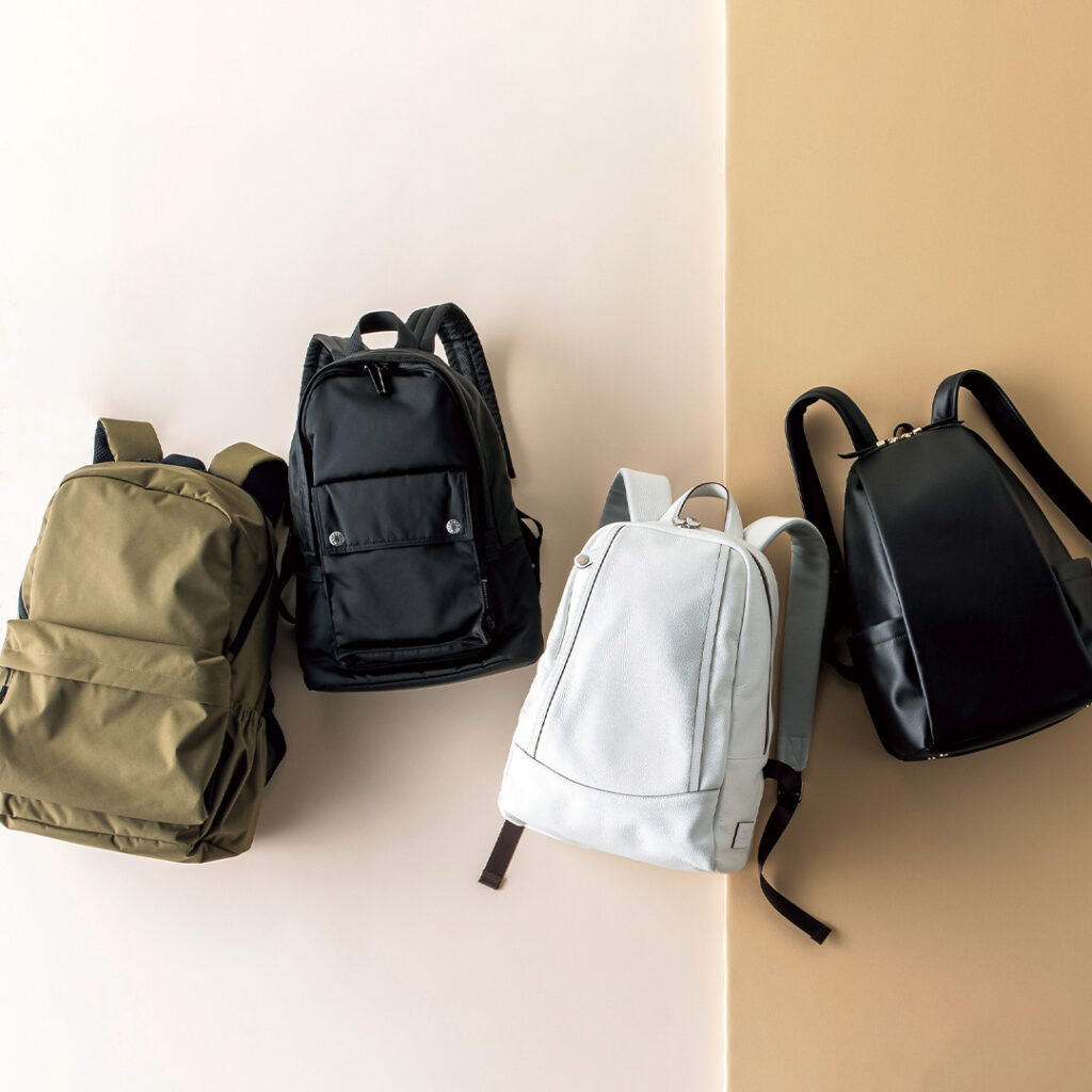 【CLASSY.10月号】トート派、リュック派、2個持ち派…3タイプ別！「A4通勤バッグ」11選 | CLASSY.[クラッシィ]