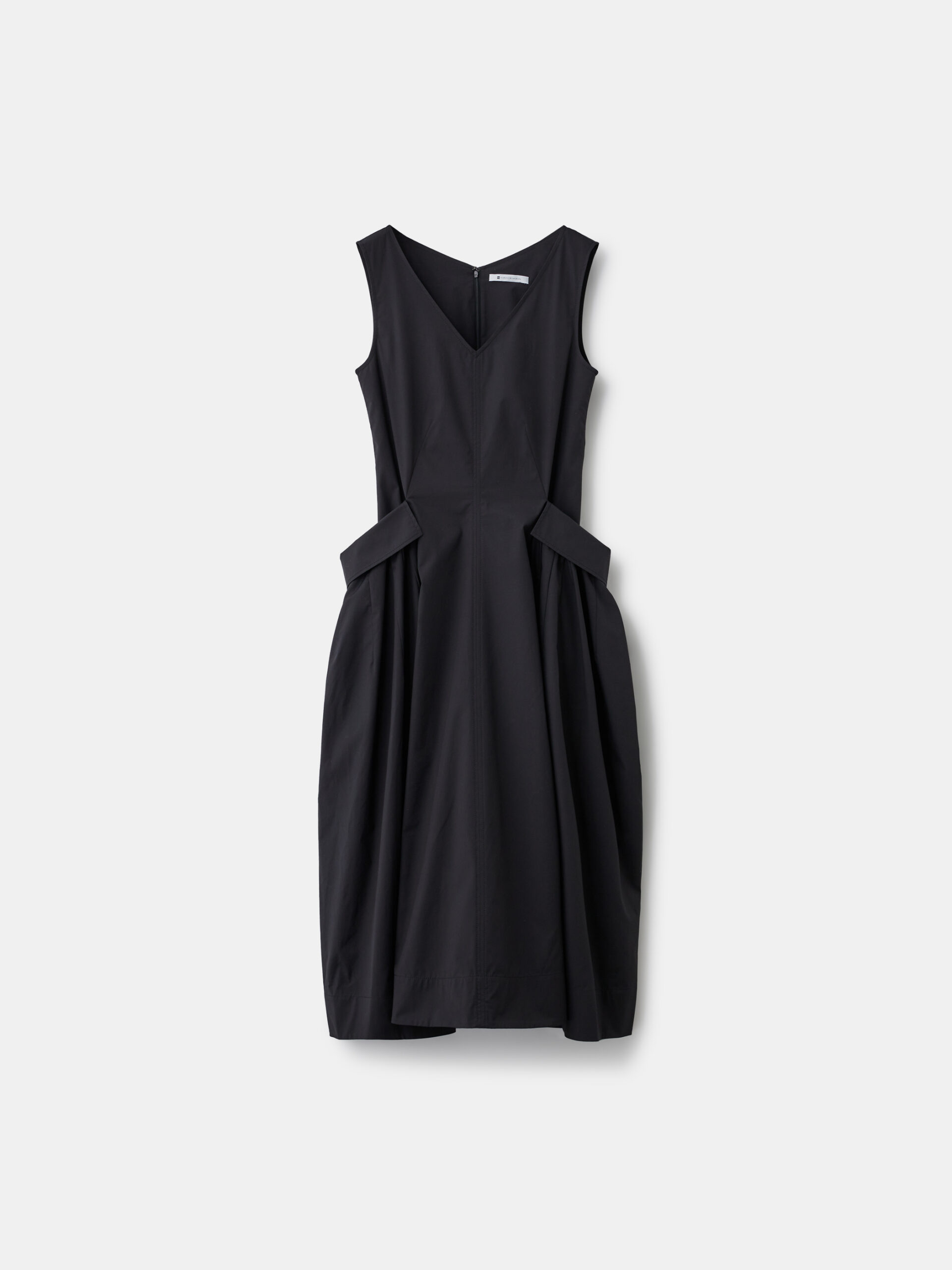 【5月23日発売】「PLST」とデザイナー村田晴信氏がコラボ！都会的ながらもリラクシー、日常使いしやすい10型が登場 | CLASSY.[クラッシィ]