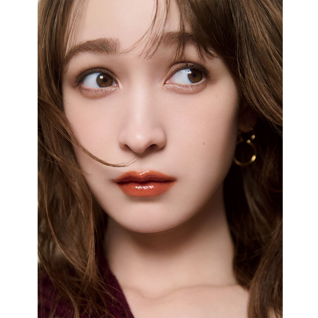 BLACKPINKリサも！TWICEサナも！大人の最旬『モカムースメーク』画像集 | CLASSY.[クラッシィ]